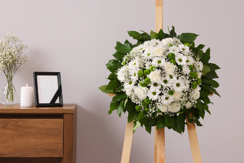 Modern Sympathy Flower Ideas For Honouring Someone Special